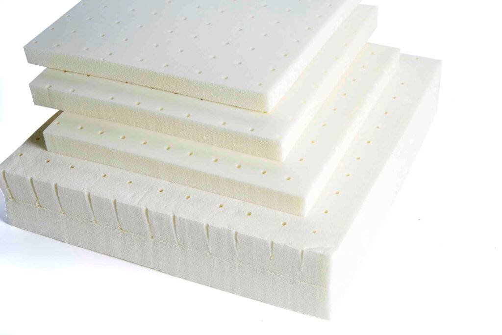 Natural Latex vs Synthetic: Which is best and more durable?